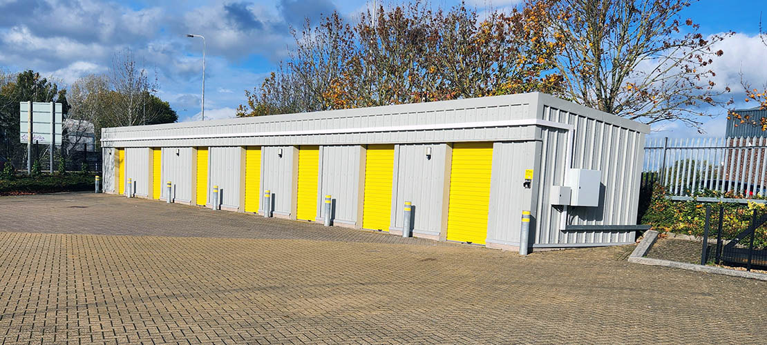 External lockups in Bristol Central | Drive-up lockups | Big Yellow