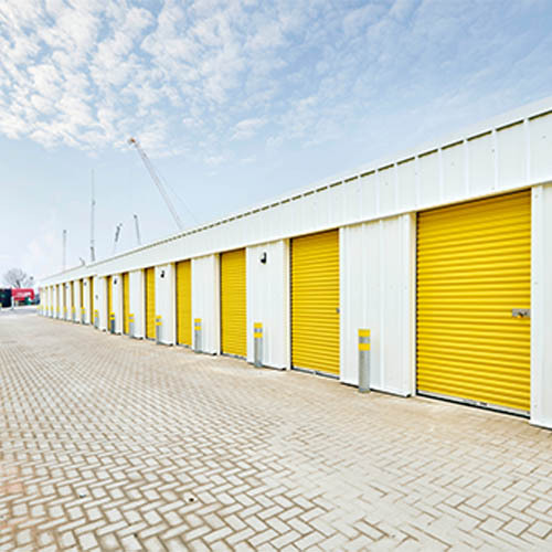 External lockups in Cambridge | Drive-up lockups | Big Yellow