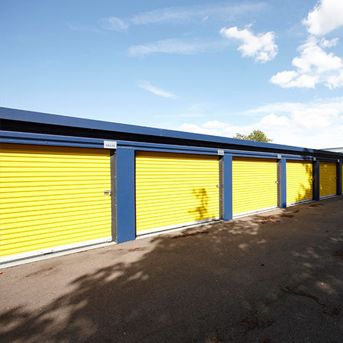 External lockups to rent | Drive-up lockups | Big Yellow