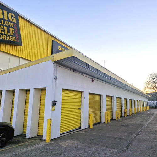 External lockups in Hanger Lane | Drive-up lockups | Big Yellow