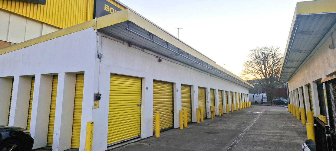 External lockups in Hanger Lane | Drive-up lockups | Big Yellow