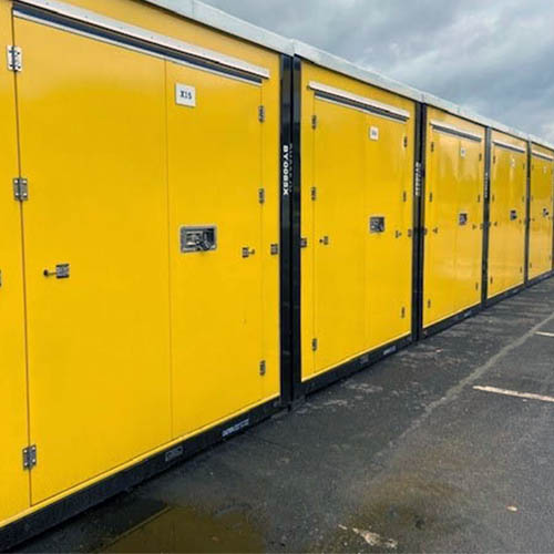 External lockups in Stoke | Drive-up lockups | Armadillo