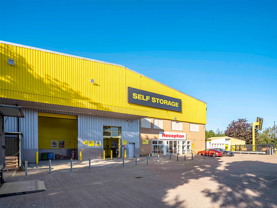 Hanger Lane Self Storage Units | Big Yellow